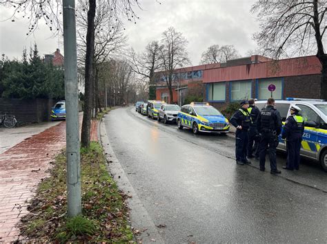 Polizeieinsatz an Schulzentrum in Telgte wegen Falschmeldung Mädchen