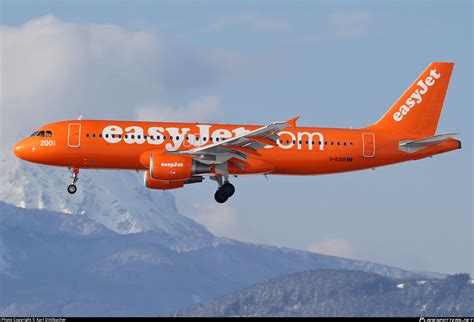 G EZUI EasyJet Airbus A320 214 Photo By Karl Dittlbacher ID 358326