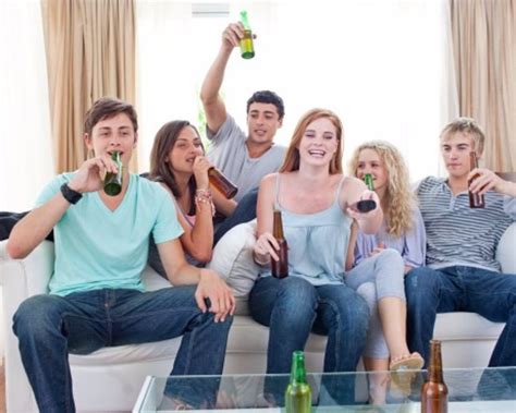 Riesgos Del Consumo De Alcohol Entre Adolescentes