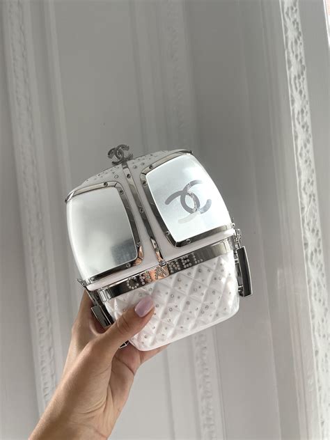 Limelight Nova Chanel Pre Owned Chanel Minaudière Limited Edition