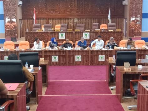 Pansus A DPRD Rohil Gelar Rapat Dengar Pendapat Tentang Pajak Retrebusi
