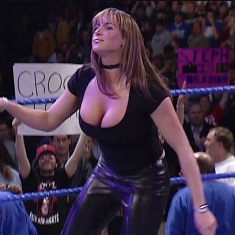 Stephanie McMahon Scrolller