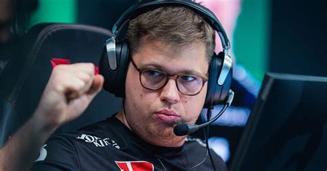 FaZe Clan против Team Vitality ставки на киберспорт