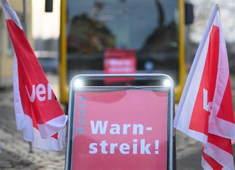 Verdi Will Erneut Den Nahverkehr Lahmlegen Streiks Personal