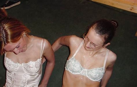 UK BUKKAKE SLUTS Dee Pict Gal 3693058