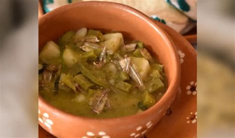 Receta De Charales Con Nopales Y Papas En Salsa Verde Un Platillo