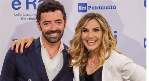 Lorella Cuccarini Gelo In Studio Con Alberto Matano Nell Ultima