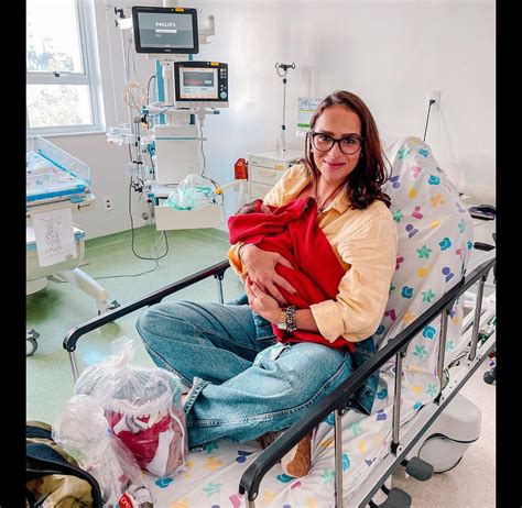 Foto Filha de Juliano e Letícia Cazarré nasceu em junho deste ano