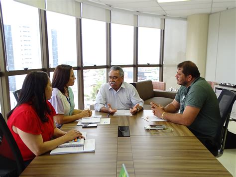 Reunião firma parceria para ofertar cursos gratuitos em Cantanhede