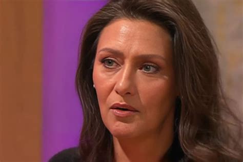 Maria Fernanda Cândido diz que deixar o Brasil foi uma prova de amor