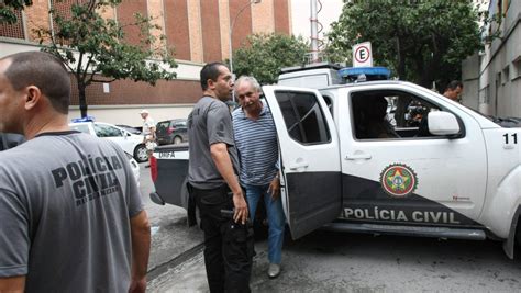 Polícia Civil faz operação contra o jogo do bicho Veja fotos