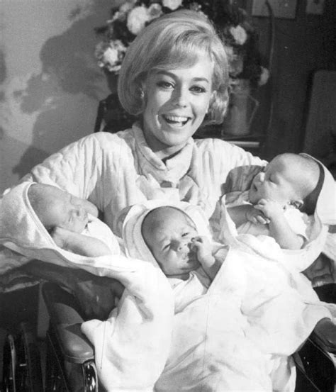 La Incre Ble Historia De Tres Hermanos Mellizos Que Fueron Separados De