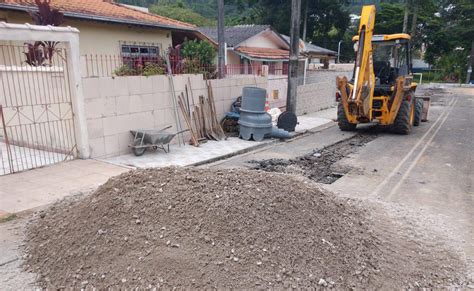 Casan retoma obras de implantação de rede de esgoto na rodovia João