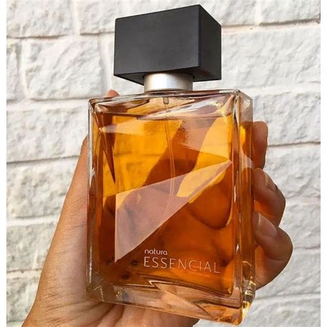 DEO PARFUM ESSENCIAL TRADICIONAL MASCULINO 100 ML NATURA Shopee Brasil
