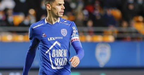 Estac Le Bilan Des Joueurs Pr T S