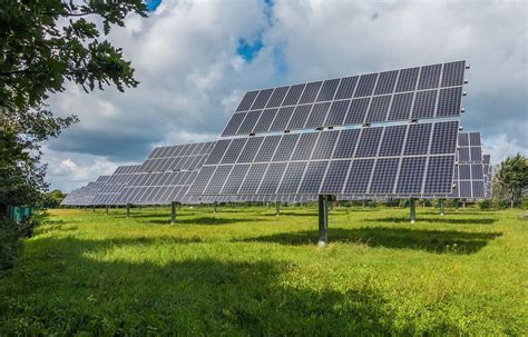 Guide Tout Savoir Sur L Installation De Panneaux Solaires Au