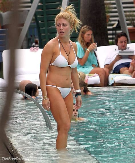 Jill Martin Fully Naked At Largest Celebrities Archive