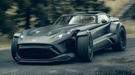 El Bare Naked F22 de Donkervoort es más atractivo y ligero gracias a la