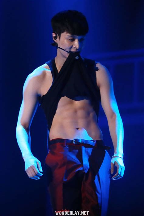 Heart Stopping Times Exo Members Revealed Their Abs