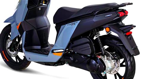 New Peugeot Tweet Scooter Gt Gt Youtube