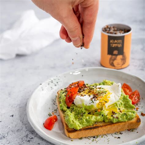 Tostada Aguacate Y Huevo Escalfado Receta JUST SPICES