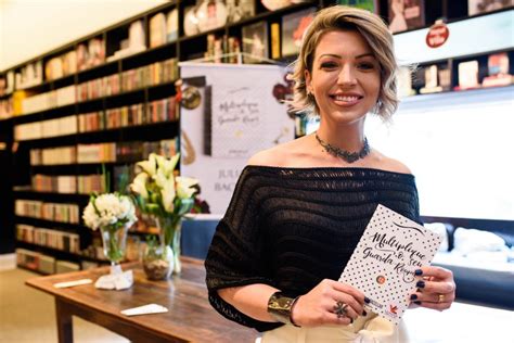Consultora de imagem Juliana Bacellar lançar seu primeiro livro