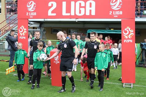 Kornel Paszkiewicz sędzią meczu Widzew Łódź GKS Tychy