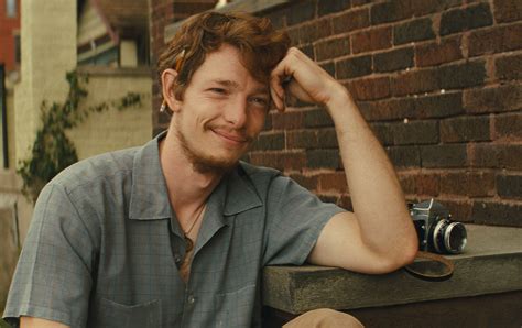 Mike Faist o clique que satisfaz em Clube dos Vândalos brpress