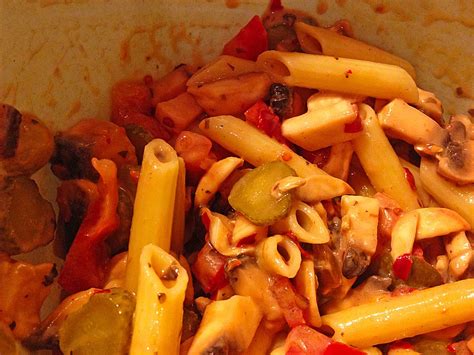 WW Leichter Nudelsalat Mit Paprika Und Champignons Chefkoch De