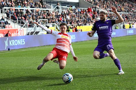 Jahnelf erkämpft sich Punkt gegen Erzgebirge Aue SSV Jahn Regensburg