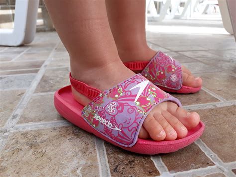 Buty dla dzieci do wody i na plaże Co wybrać Portal dla kobiet