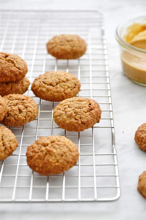 Petits Cookies Aux Flocons D Avoine Et Beurre De Noisette La Cuisine