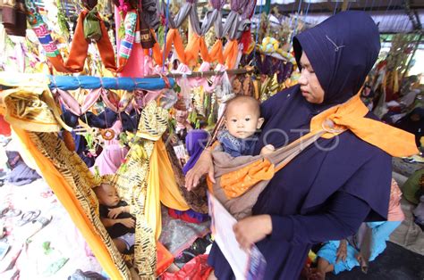 Tradisi Baayun Memperingati Maulid Antara Foto