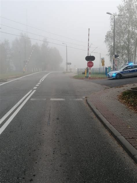 Awaria rogatek na przejeździe kolejowym na ul Bogumińskiej w