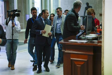 El juez del caso Koldo da el primer paso para imputar a Ábalos por su