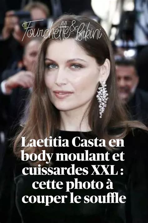 Laetitia Casta en body moulant et cuissardes XXL cette photo à couper