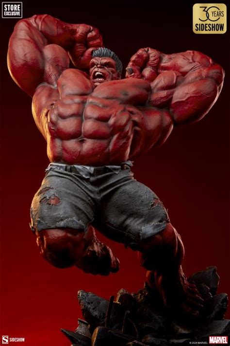 Marvel Premium Format Red Hulk Thunderbolt Ross Exclusive Statue