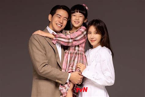 Foto Pernikahan Dan Keluarga Lee Sang Yoon Dan Lee Ji Ah Dirilis