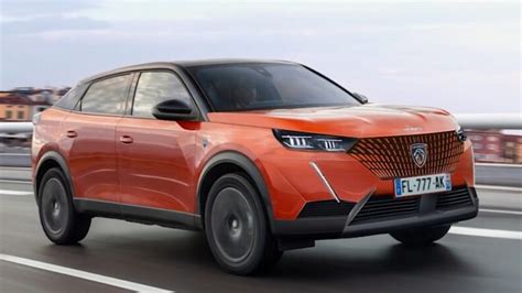 Peugeot 3008 2023 sarà un suv coupé RENDER MotorisuMotori it