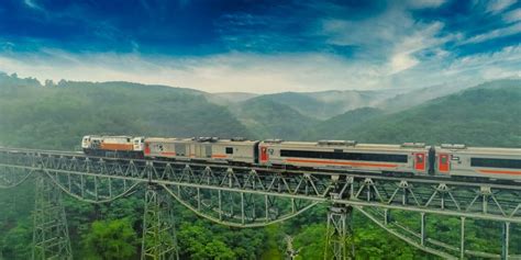 5 Jalur Kereta Api Terindah Di Indonesia Bisa Lihat Pegunungan Halaman