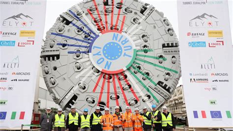 Lyon Turin un nouveau tunnelier réceptionné en Allemagne Journal du