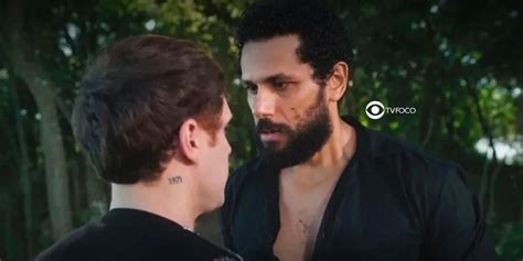 Terra e Paixão Ramiro chuta o balde e se declara para Kelvin