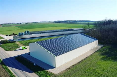 Location de toiture pour linstallation de panneaux photovoltaïques