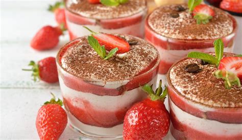 Najlepsze Tiramisu Truskawkowe Przepis Jak Zrobi Ten Letni Deser