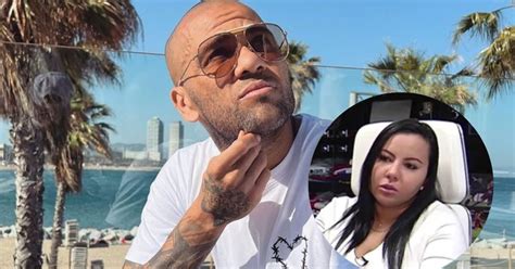 Acusado de abuso sexual Daniel Alves ganha defesa da ex mulher mãe de