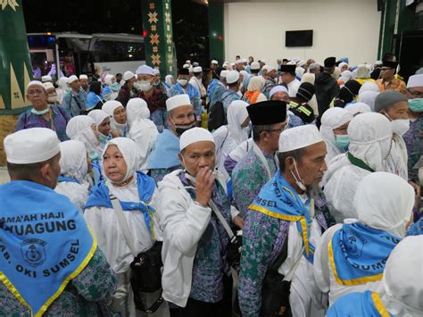 Jemaah Haji Kloter 22 Tiba Pemulangan Debarkasi Palembang Berakhir