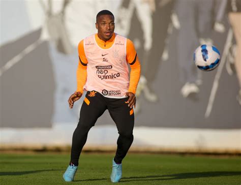Veja fotos do último treino do Corinthians antes de enfrentar o Boca