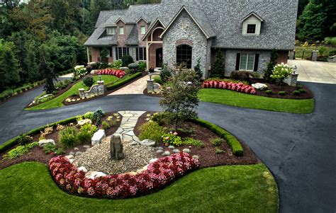 Circular Driveway Landscaping Ideas
