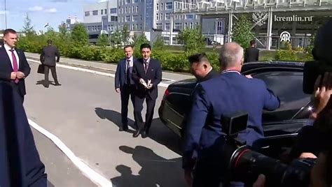 Kuzey Kore lideri Kim Jong un Rusya Devlet Başkanı Putin ile bir araya