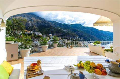The 9 Best Amalfi Coast Hotels For A Luxury Vacation